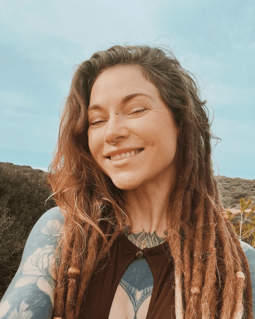 38 Creative Dyed Locs Ideas For A Bold New Look