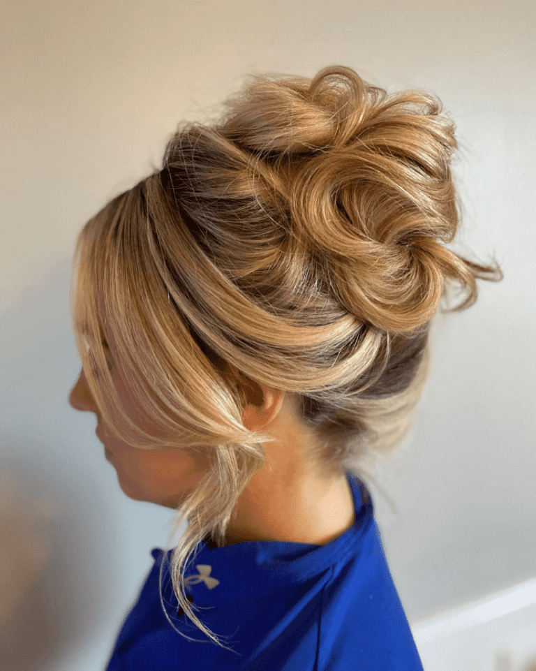 34 Memorable Prom Updos For 2024