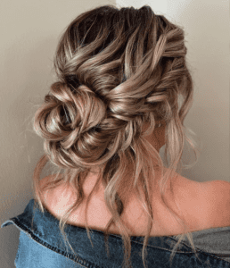 34 Memorable Prom Updos For 2024