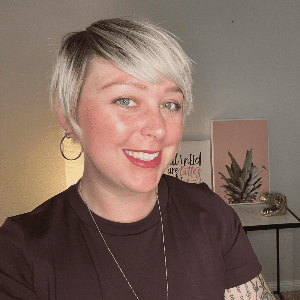 40 Stunning Long Pixie Cuts To Elevate Your Style