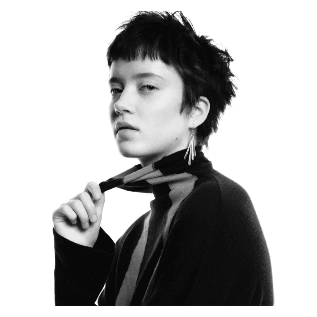 20 Spiky Fashion-Forward Hairdos For Every Occasion