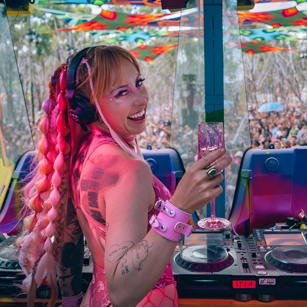 30 Festival Fever Braided Hairstyles For The Ultimate Rave Experience