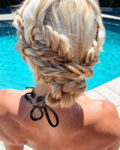 26 Pool Hairstyles That Will Keep Your Hair Looking Great All Day