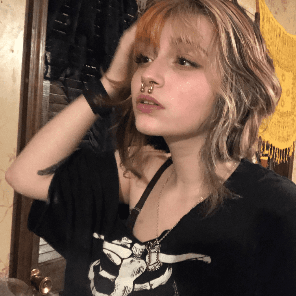 30 Iconic 90s Grunge Haircuts To Revive Your Look