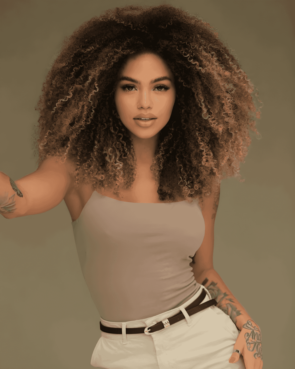 31 Fancy Curly Hairstyles For Special Occasions