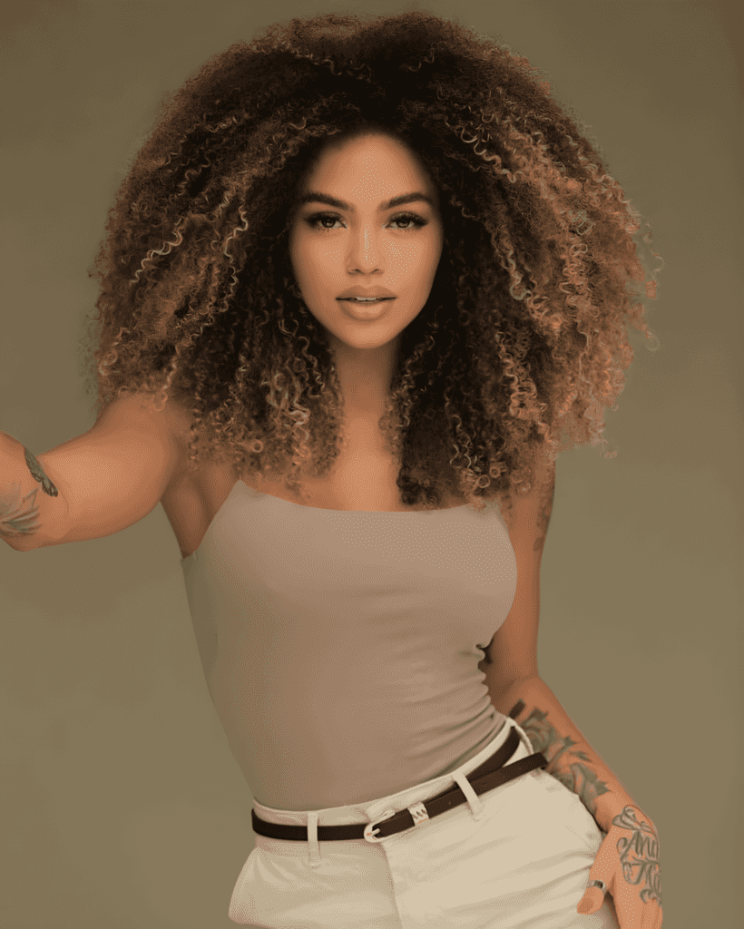 31 Fancy Curly Hairstyles For Special Occasions