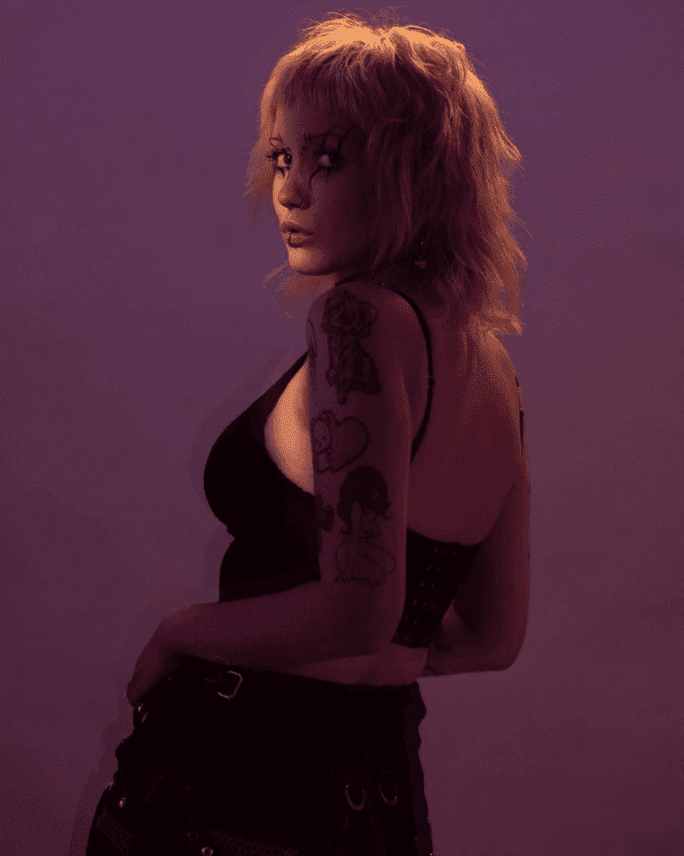 30 Iconic 90s Grunge Haircuts To Revive Your Look