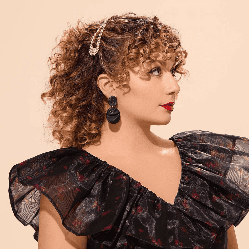 30 Gala Hairstyles To Elevate Your Look