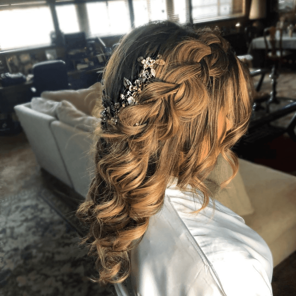 25 Loose Braid Styles For Effortless Elegance