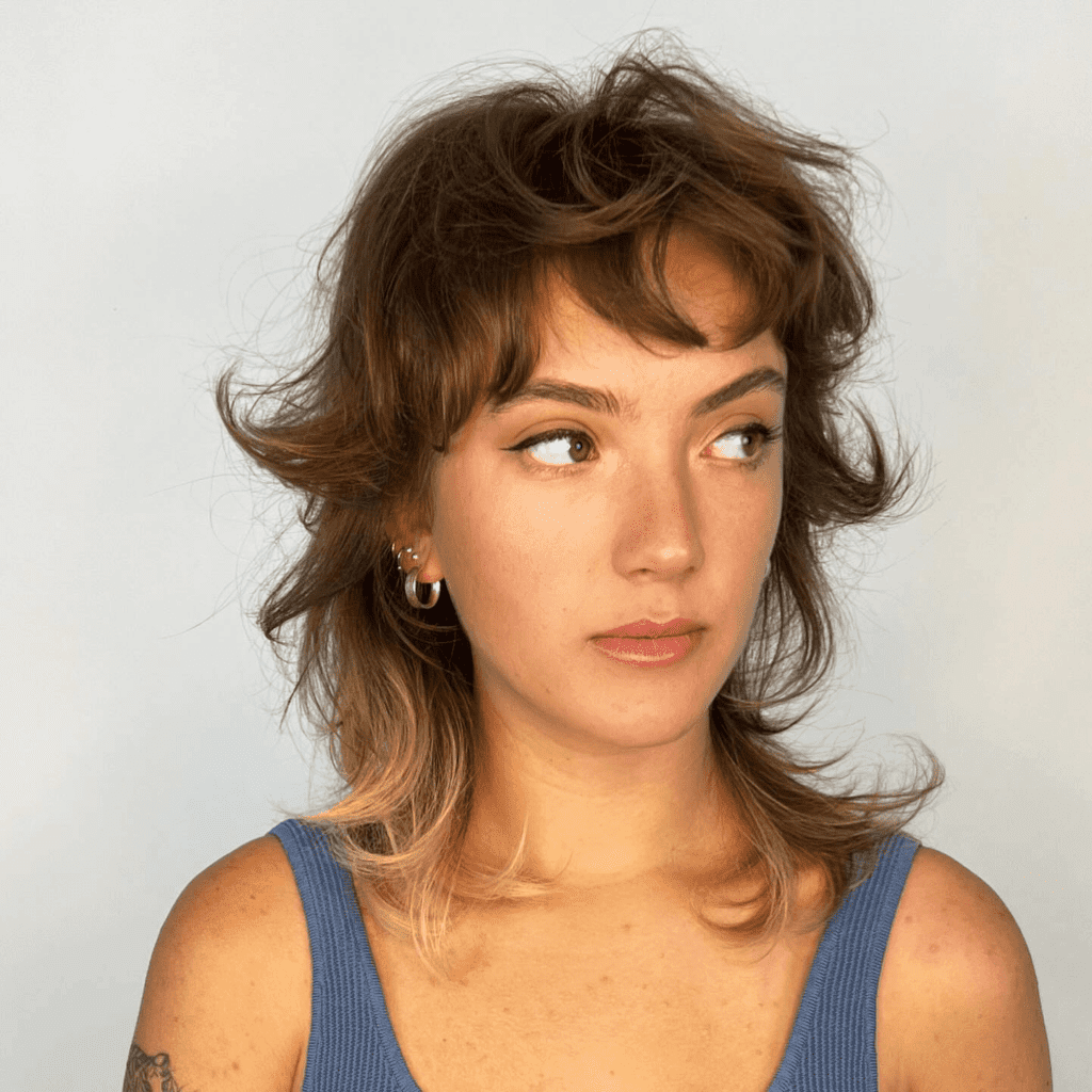 39 Curly Shag Hairstyles With Bangs For Extra Volume