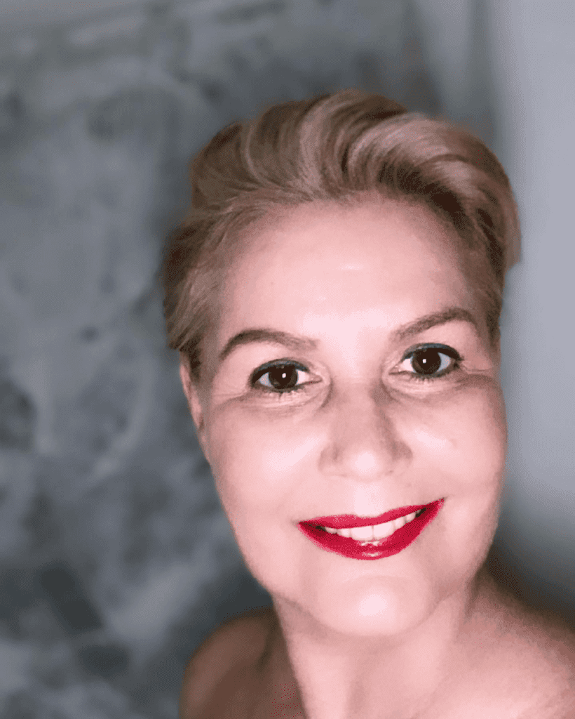 18 Transformative Haircut And Color Ideas For Women Over 60