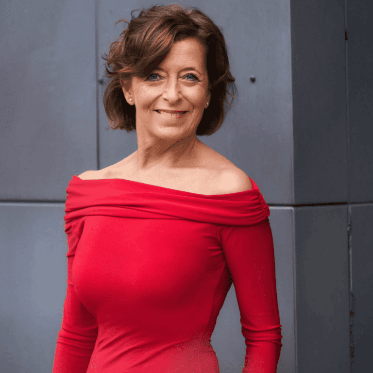 15 Trendy Hairstyles For Women Over 60 In 2025 That You’ll Love