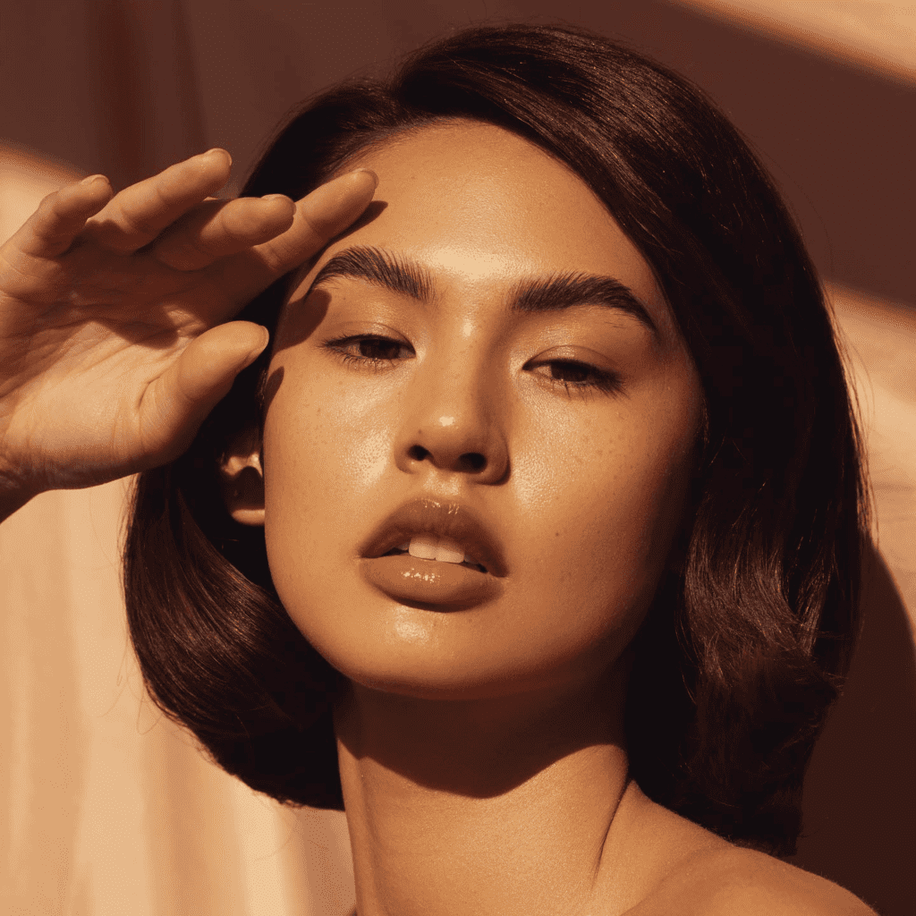 16 Short And Stunning Prom Hairstyles You’ll Love In 2025